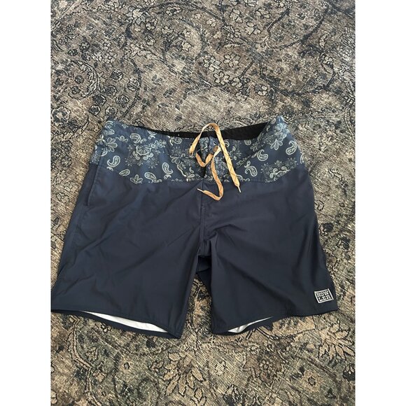 Howler Brothers | Shorts | Howler Bros Board Shorts Paisley Print Mens ...